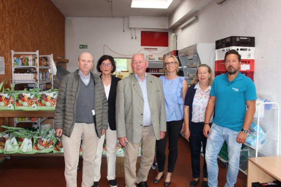 Manfred und Ute Schmidt mit Doppelzweck-Aktion – B304