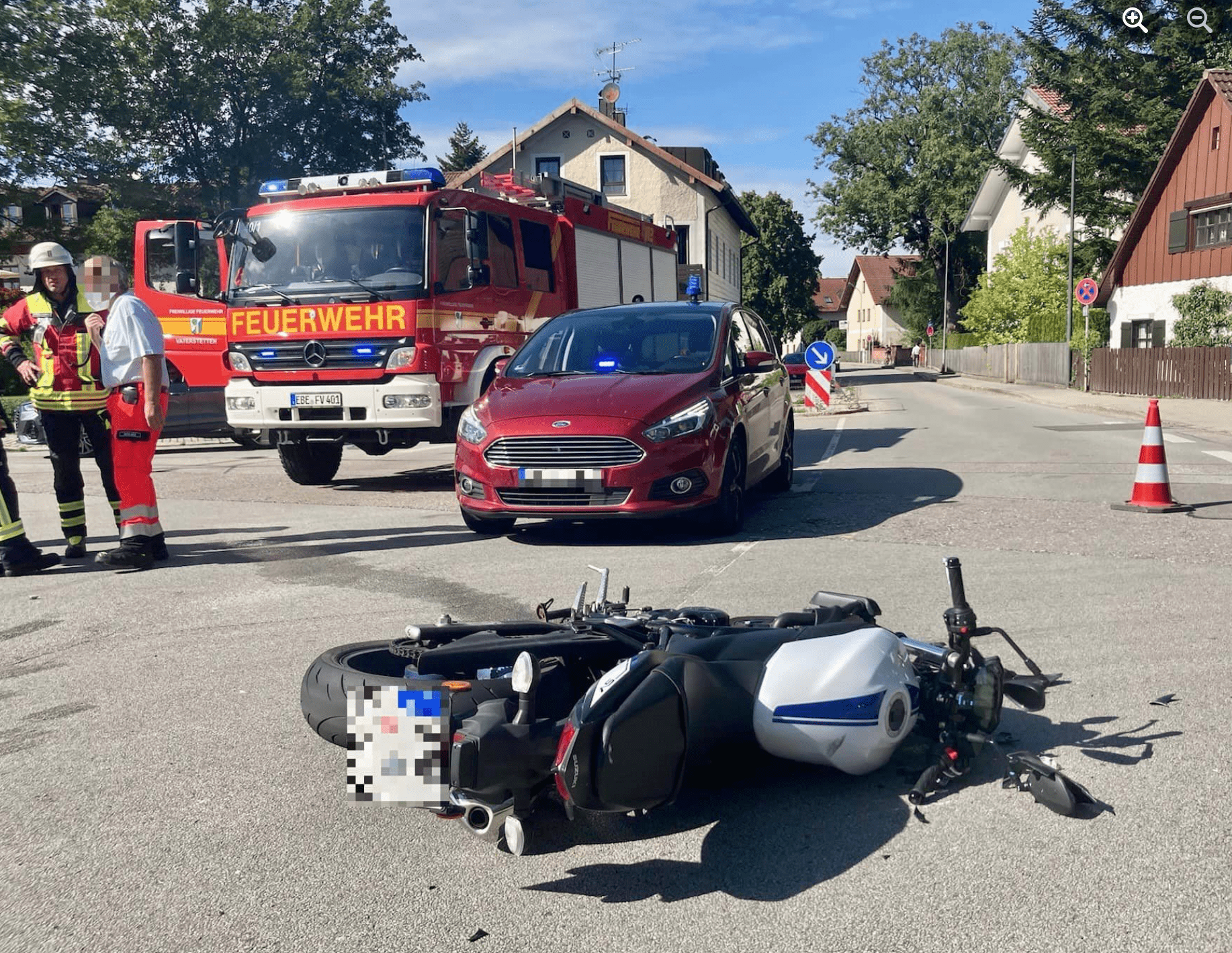 Motorradunfall an Kreuzung – B304