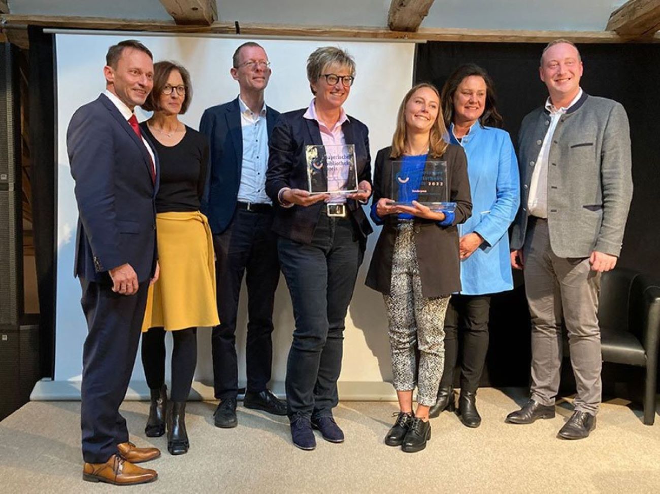 Auszeichnung für Gemeindebücherei – B304