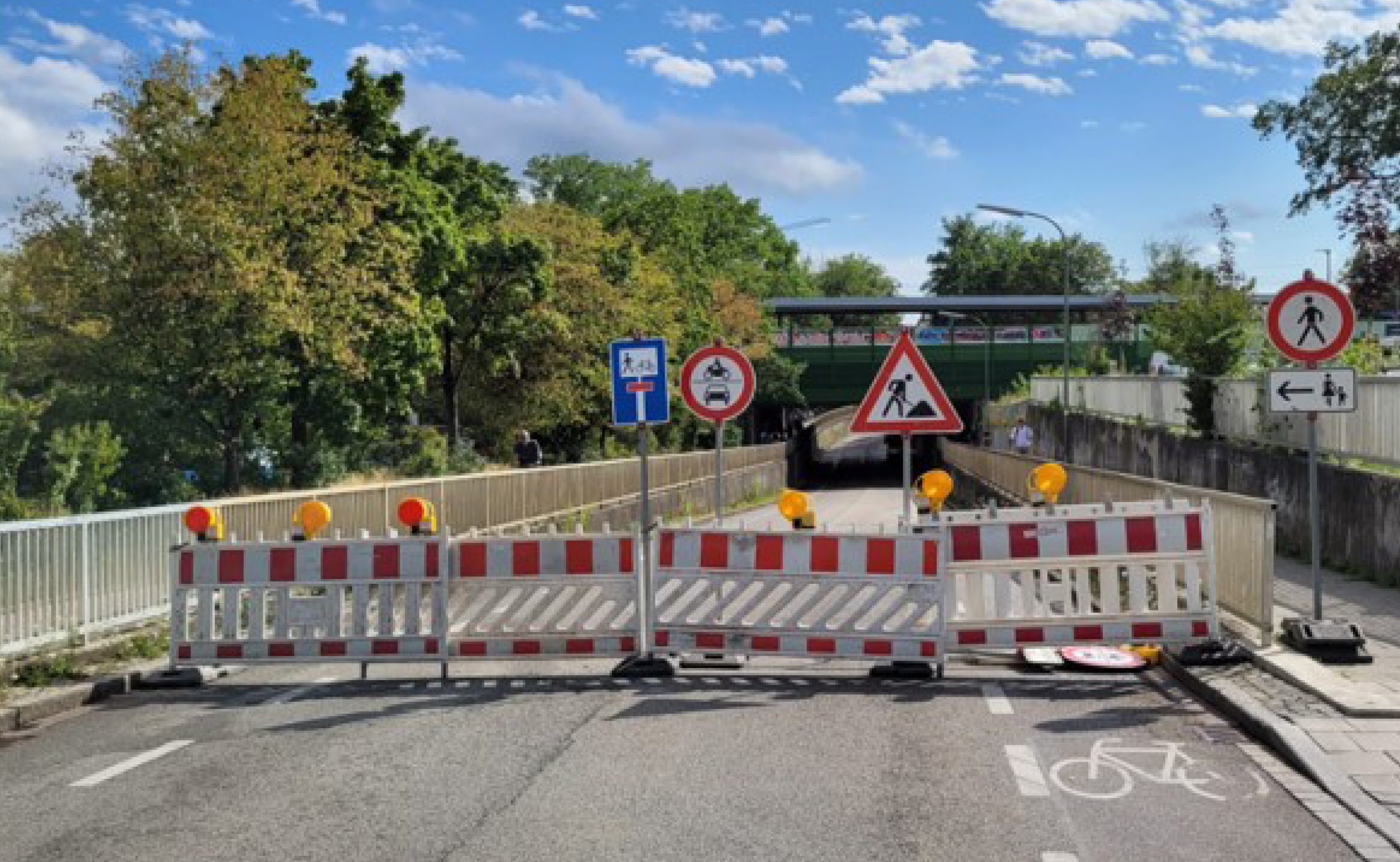 B304 Gesperrt Heute
